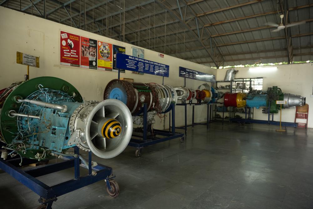 Gallery - Aircraft Maintenance Engineering College